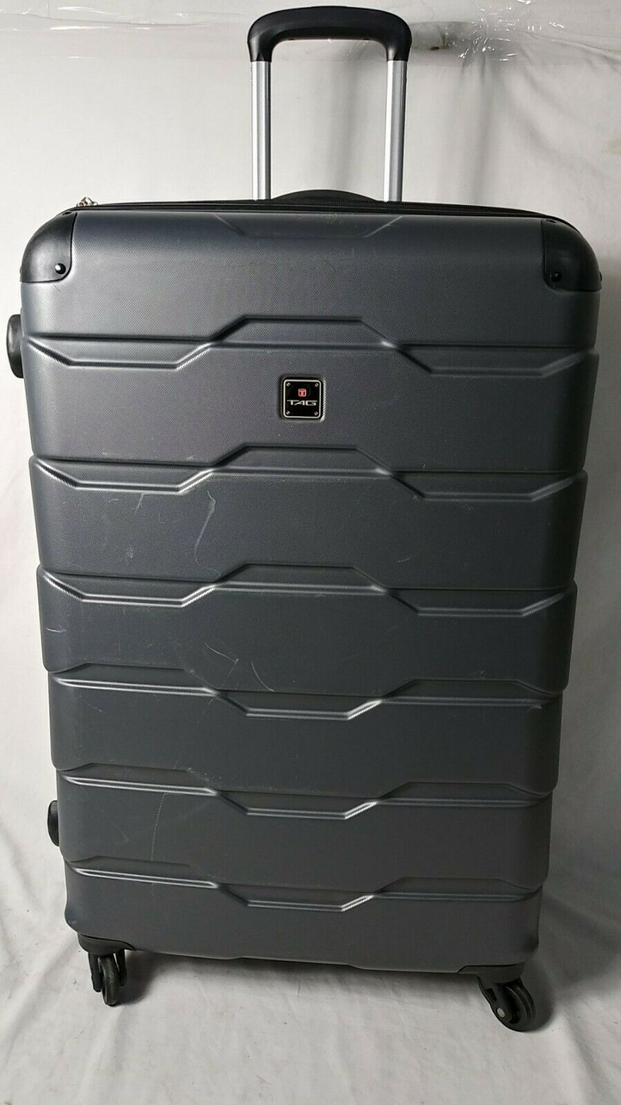 $280 Tag Matrix 2.0 28'' Hard Shell Upright Spinner Suitcase Luggage G ...