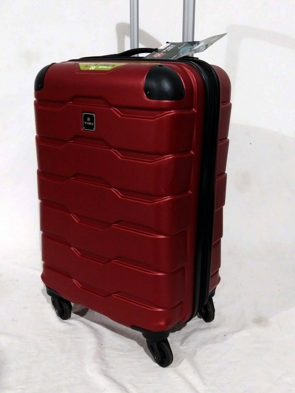 TAG Matrix 2 20" Hard Case Spinner Carry-On Expandable Suitcase Luggag ...