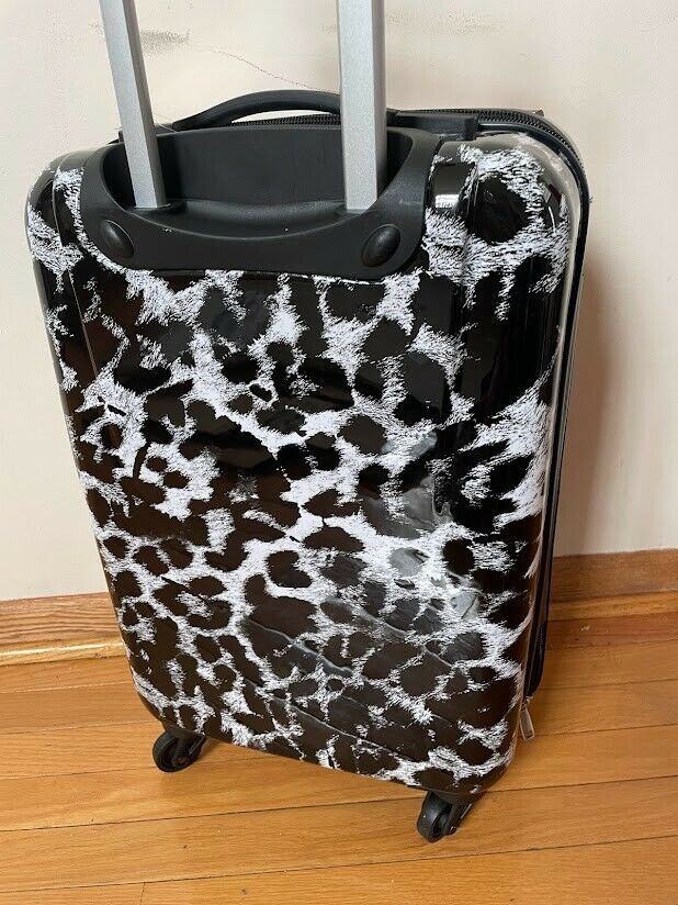 New Prodigy Resort 20" Carry-On Fashion Hardside Spinner Luggage BLACK ...