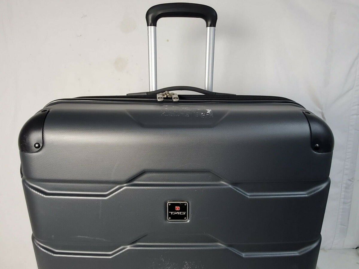 $280 Tag Matrix 2.0 28'' Hard Spinner Suitcase Luggage Gray Expandable ...