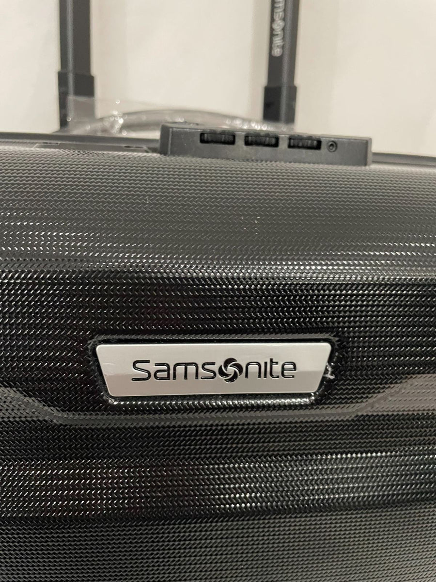 $300 Samsonite Spin Tech 4.0 20" Hardside Carry-On Spinner Luggage Bla ...