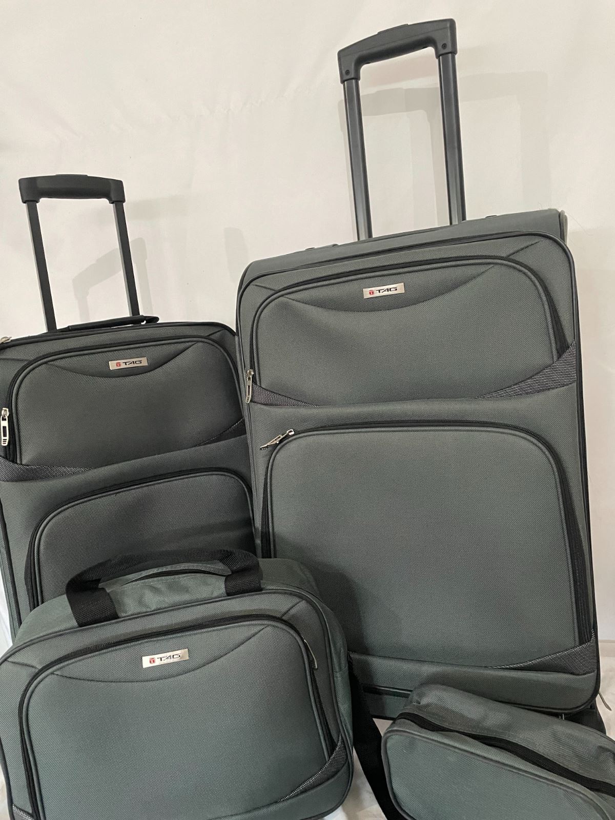 $300 New TAG Coronado II 4 Piece Luggage Set Check-In Suitcase Gray Sp ...